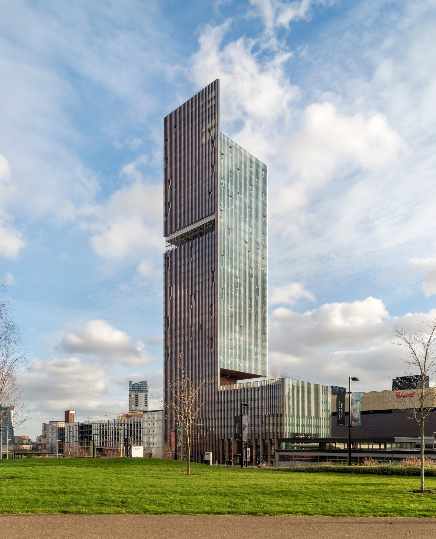 Manhattan Loft Gardens | Luxury Lofts in Stratford